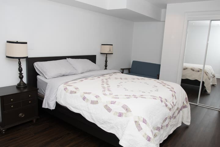 Affordable 2br Basement Near Parks & Transit Shops - Vaughan