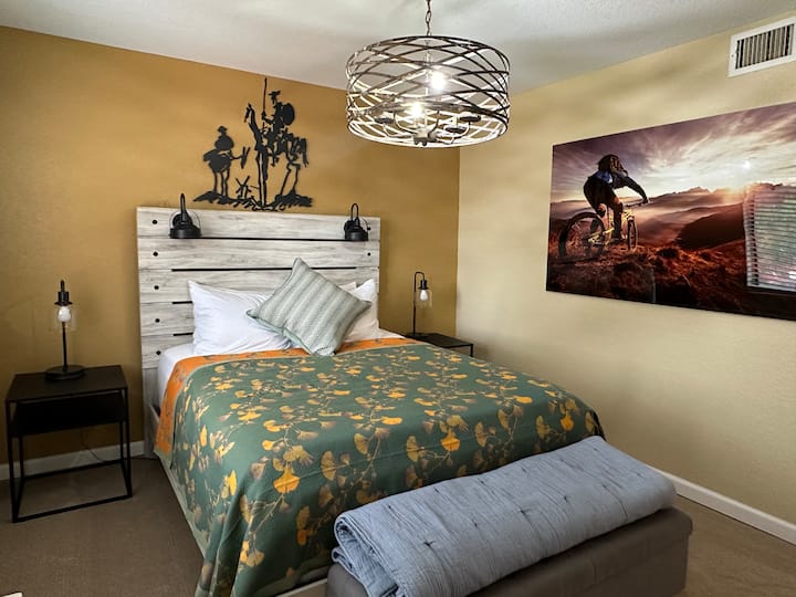Sedona Red Rock Hike Swim Villa - Arizona