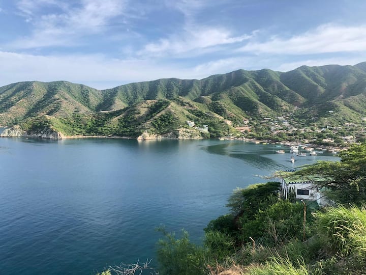 Encantador Loft Con Vista  A La Bahía De Taganga - Taganga