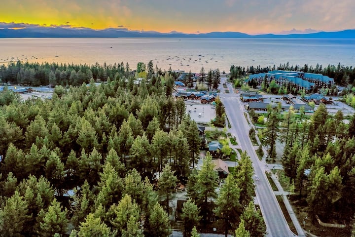 Elegant 2-stry Suite W/kitchen, Living Rm&bedroom - South Lake Tahoe, CA