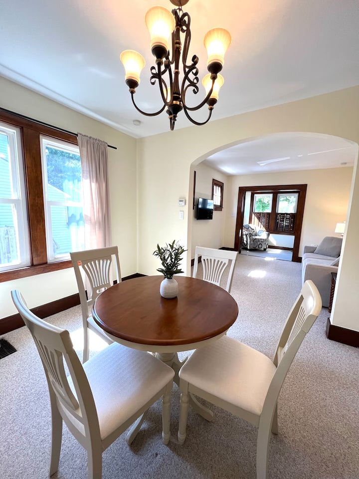 Downtown Plymouth Retreat - Splash Pad, Canton