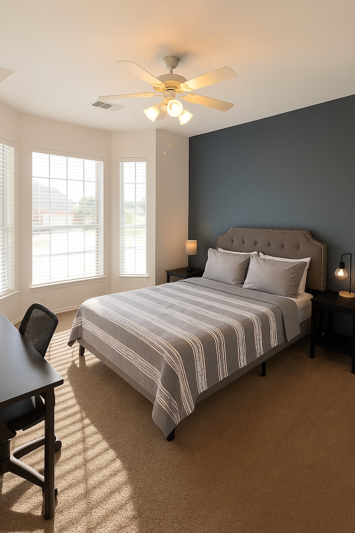 Beautiful & Large Cozy Room - Frisco, TX
