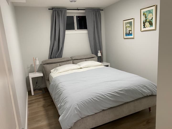 Lovely Entire Suite - Chestermere
