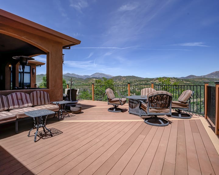 Relaxing Hilltop Haven W/ Entertain & Recreation - Whiskeytown Lake, Whiskeytown