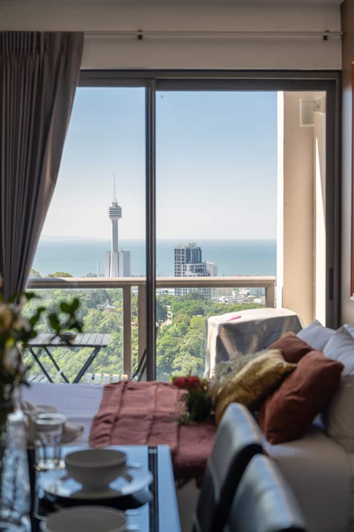 3bed Elegant 37f Seaview W/pool - Pattaya