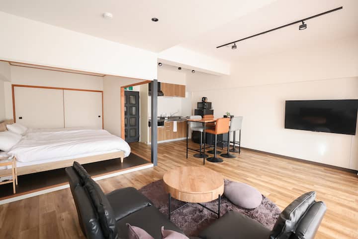 【10/1 新規オープン】River West #504*最大8名*広島駅徒歩5分*大人の特等席 - Hiroshima