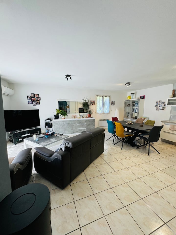 Haut De Villa Moderne 100m2 T4 Avec Terrasse - Port-de-Bouc