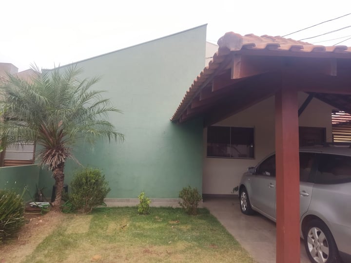 Casa-condomínio-ar-net-tv-prox.centro. - Campo Grande