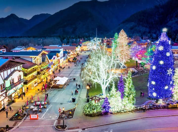 2br Christmas Retreat 1 Mi To Lights & Hot Tub - Leavenworth, WA