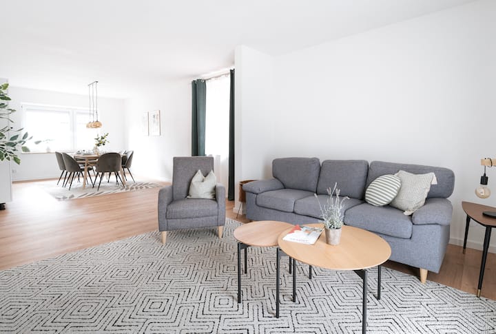 2br | Spacious | Close To Hospital & Train Station - Hirschau