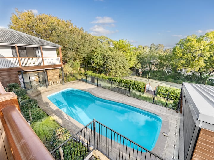 Riverside Holiday Home 5br Pool/gym/tennis Court - North Coast