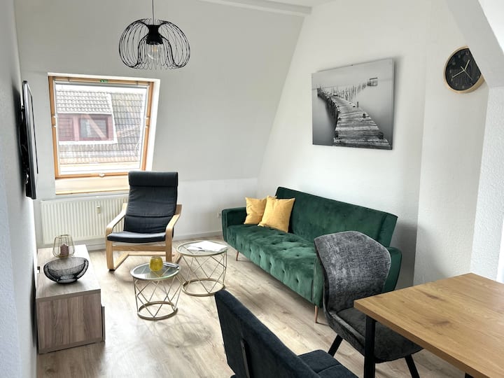 Große Wohnung Mit Terrasse - Bremerhaven