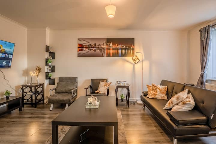 Quiet Spacious Home In Anfield - Liverpool