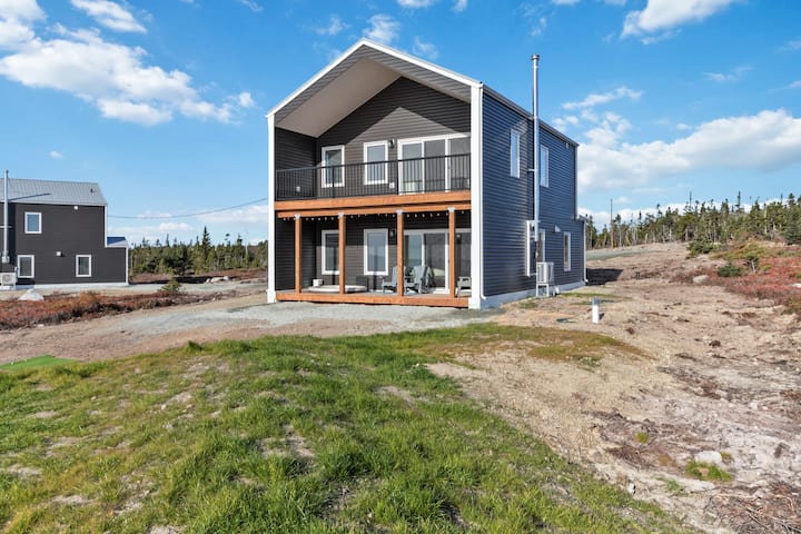The Left - Private Oceanfront With Hot Tub - Liverpool, NS, Canada