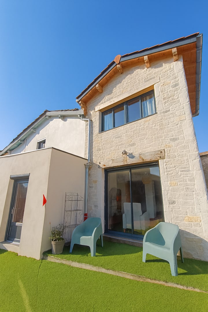 Maison Spacieuse Et Cosy Proche Lyon - Dardilly