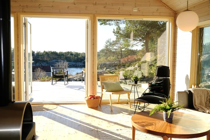 Coastal Cabin Surrounded By Nature In Søgne - Norvège