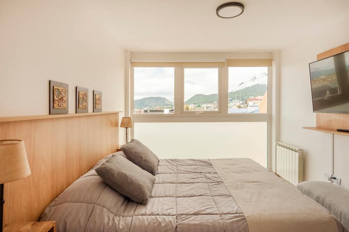 Jaw-dropping Views And Cozy Vibes, Come Check This - Ushuaia