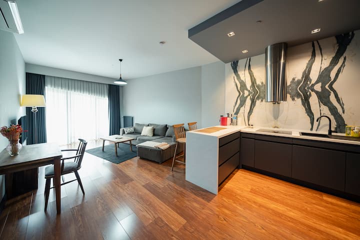 Chic Bright 1 Br Apt In Beyoğlu; Garage, Pool, Spa - Beyoğlu