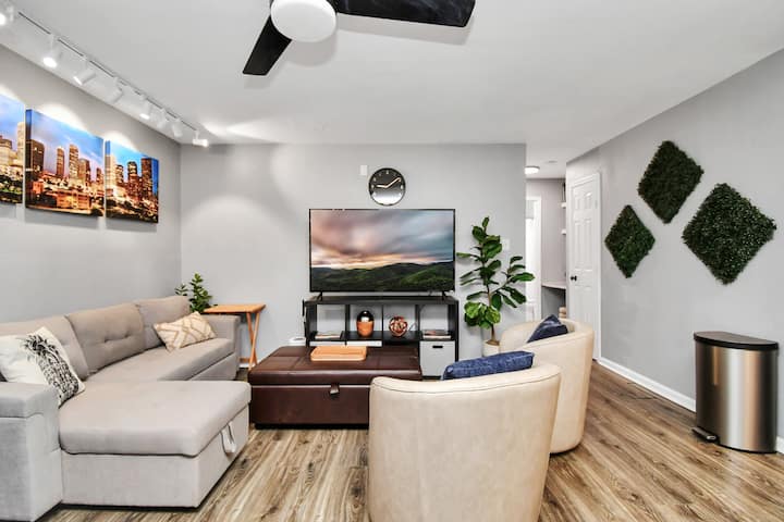 Spacious 1/br Apt Near Downtown - Denver Harbor/ Port Houston - Houston
