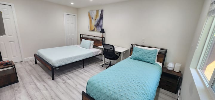 Palo Alto Master , Private Bathrm Near Stanford - Menlo Park, CA