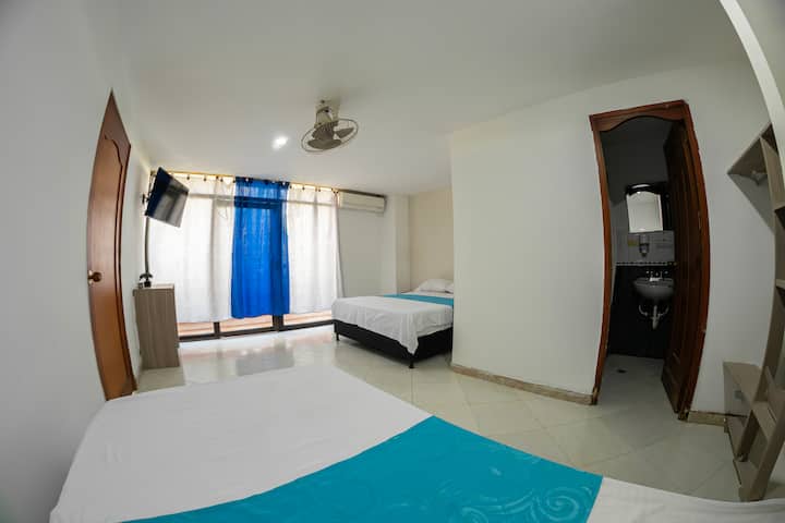 Amplia Y Acogedora Hab. Para Alojar 3 Personas - Neiva