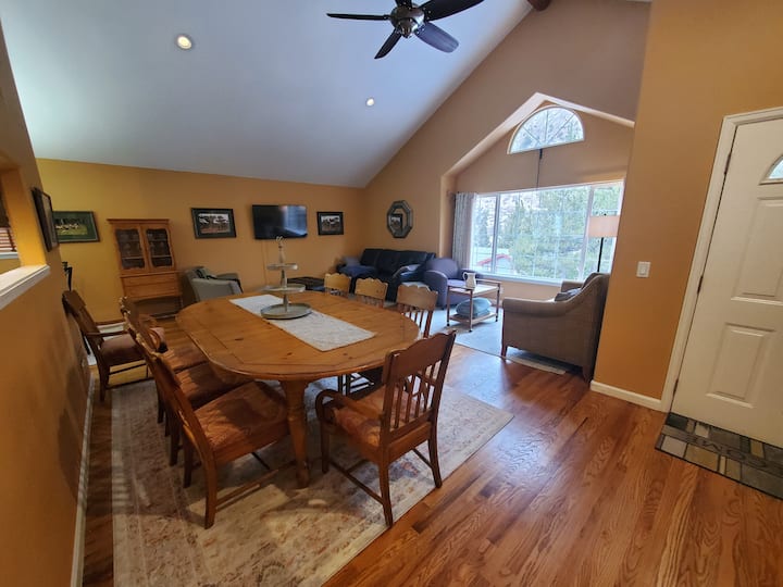 Serene Mountain Family Escape - Georgetown, CO