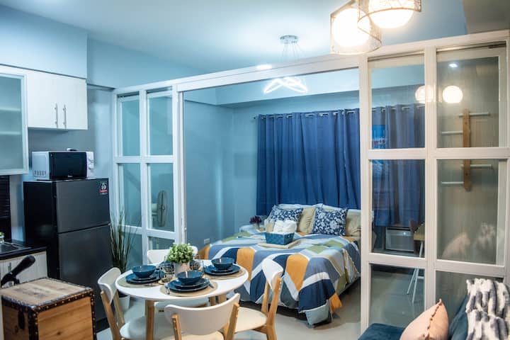 Urban Escape At Morgan Suites Mckinley Hill, Bgc - Taguig