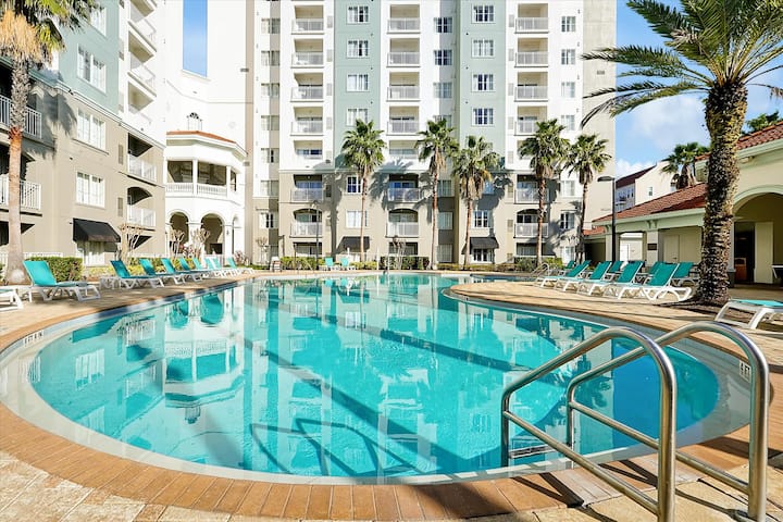 7 Min. Universal Studios Best Location 2-bed - Universal Orlando Resort, Orlando