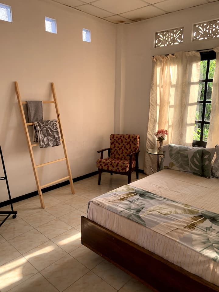 "Anandagiri" Colonial Charm 1 - Colombo