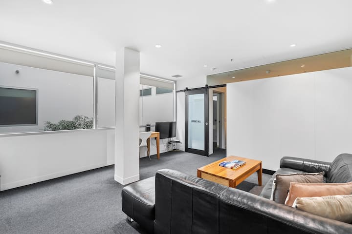 Gibson's Mill Waterfront Warehouse Apartment - 204 - Hobart