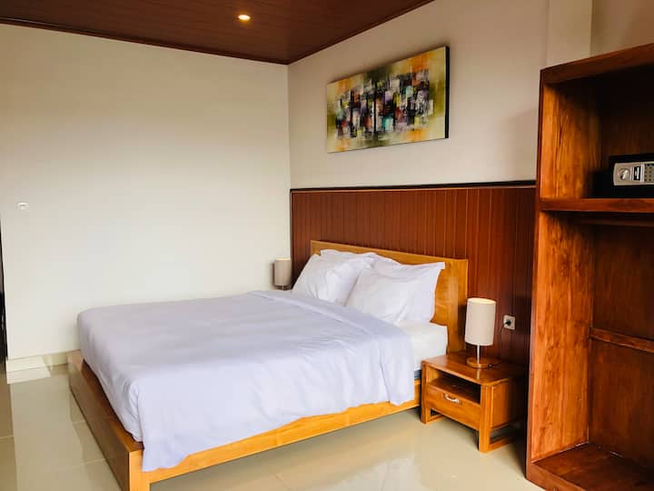 Private Room W/ Balcony Facing Rice Field @Munduk - Munduk
