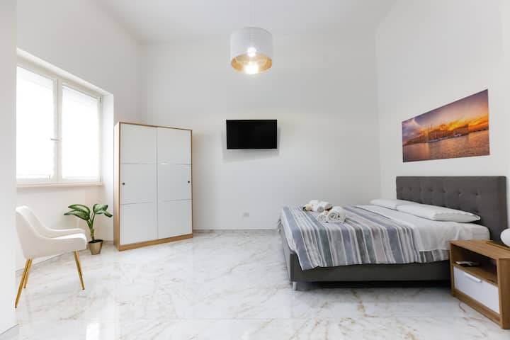 Vicino Al Centro Storico - Free Parking & Wi-fi - Lecce