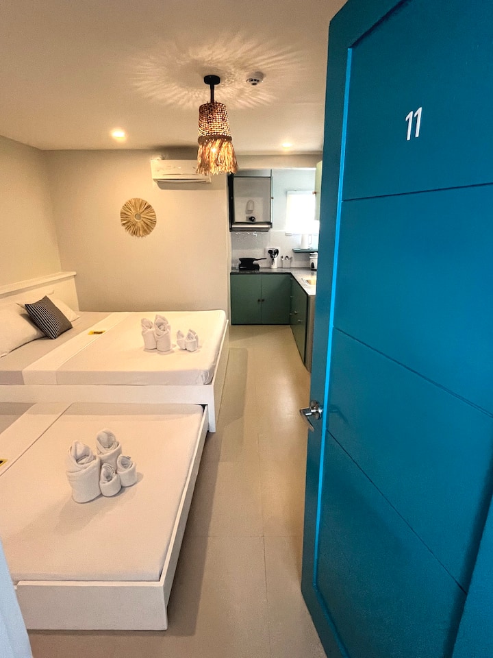 Cozy 4-6 Pax Family Room W. Kitchen At Station 2 - Malay