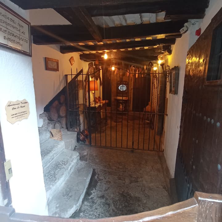 Apartaments Can Lo 1 - Rupit