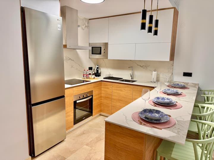 Beachfront Apartment Eleni - Estepona