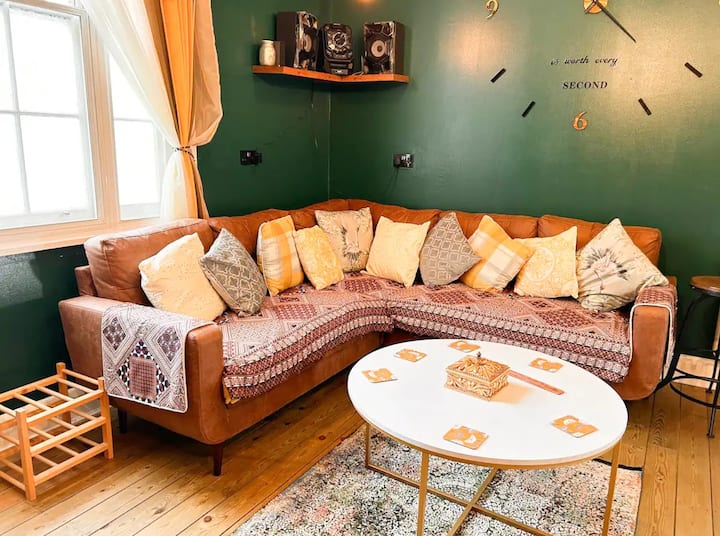Beautiful Apartment In The Pantiles - Crowborough