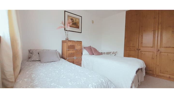 Privatefor3@train18mindublincity Free Parking - Ashbourne