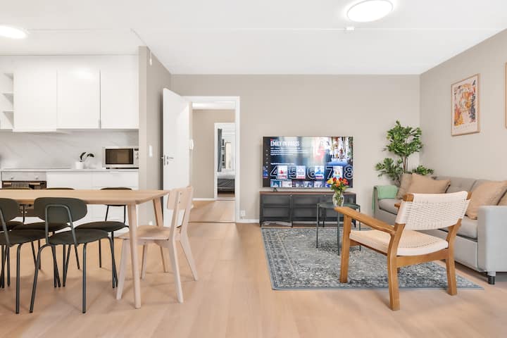 4br City Center: 2 Balcony + *Free Parking* - Oslo