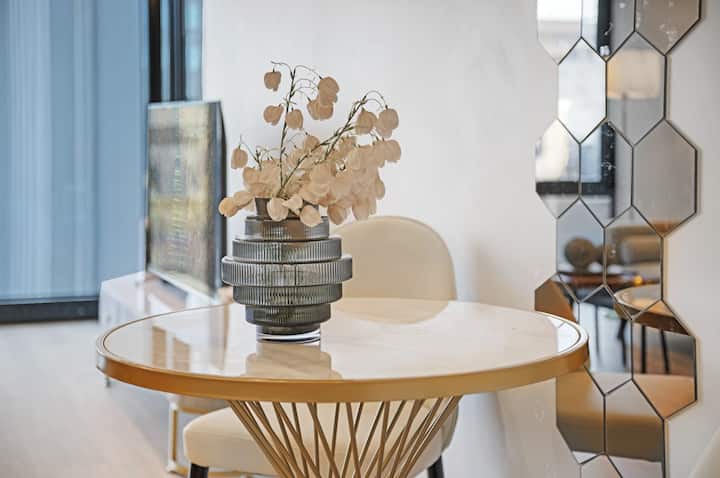 Cbd Center Gem | Modern 1-bedroom Apt - Sydney
