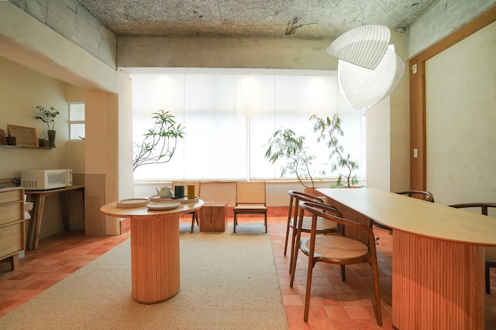 【Hatto】natural Suite 90㎡/5ベッド/福井駅徒歩8分/街中リノベーション宿 - 福井市