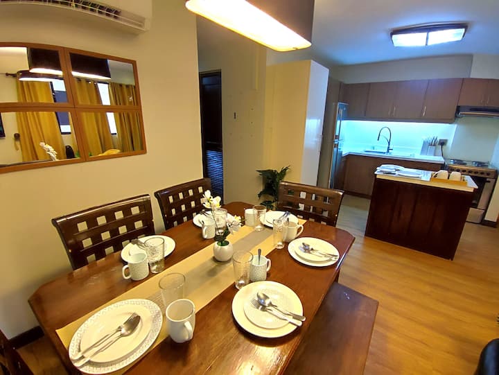 Aloha Hale 2br, Wi-fi With Free Parking, 5 Pax - Bacoor