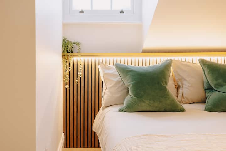 Elegant Hideaway City Centre-1 Bed Flat(3rd Floor) - Bath