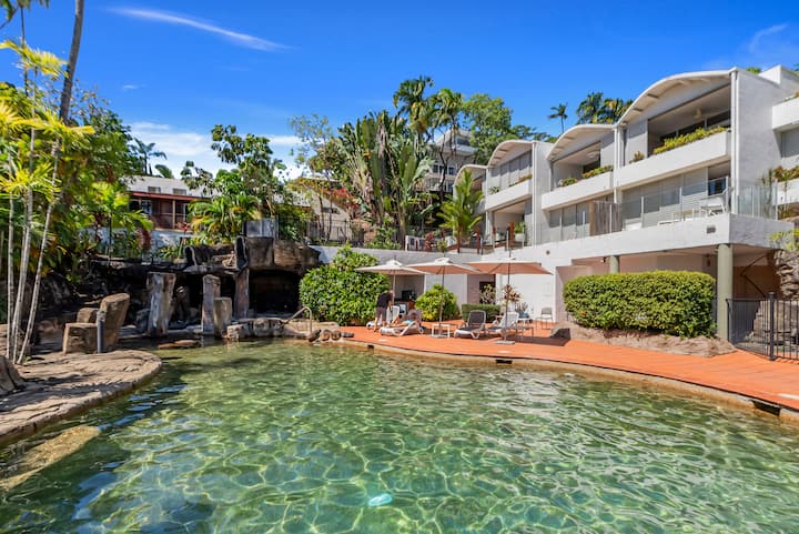 Macrossan Magic: A Boutique Tropical Resort - Port Douglas