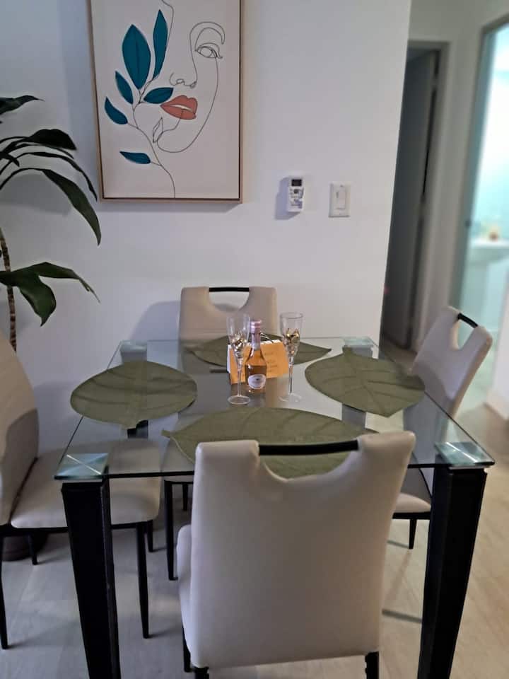 Quedate En Apartamento De 2 Habitaciones. - Ciudad de Panamá
