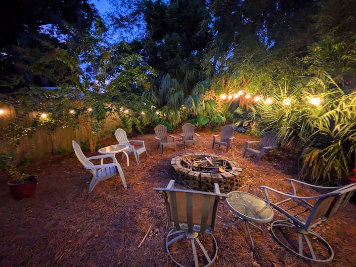 Downtown Donna's Oasis 50% Discount For Month Stay - Pensacola, FL