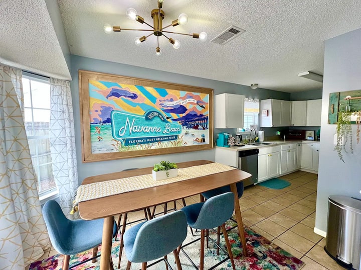 Thoughtfully Stocked, Fully Fenced Yard - Navarre, FL