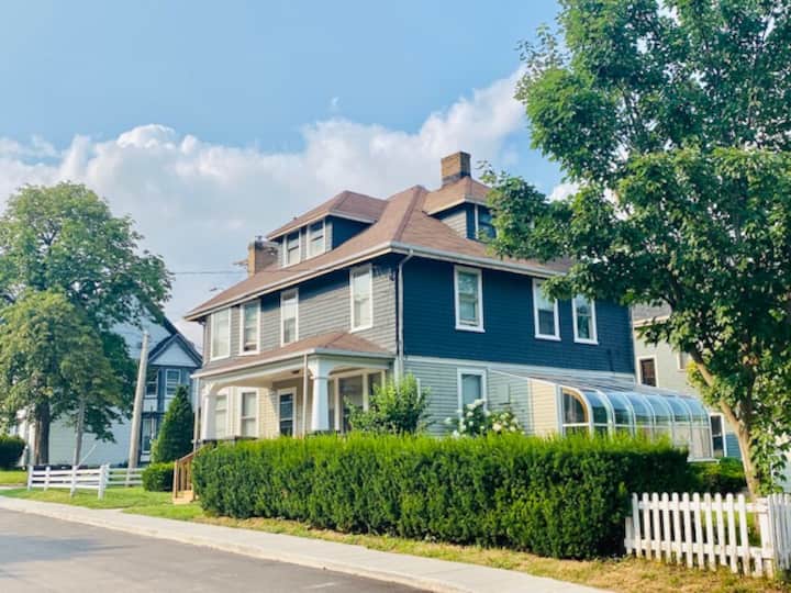 Uptown City Home! - Charlottetown