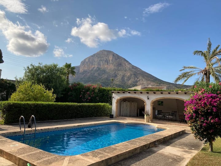 Villa With Swimming Pool - Jávea