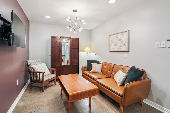 Best Location In The Heart Of The Marigny Triangle - New Orleans, LA