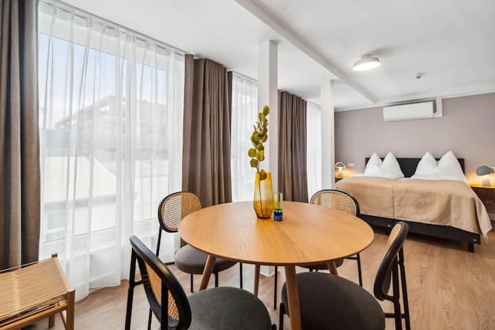 Kassel Wilhelmsstraße | Comfort Suite + Sofa Bed - Kassel